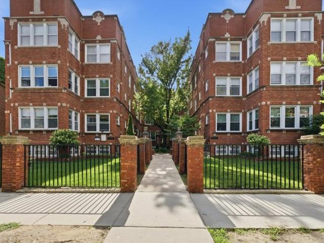4444 N Beacon St Apt 2, Chicago, IL 60640