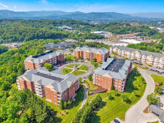 4444 Pheasant Ridge Rd Apt 407, Roanoke, VA 24014