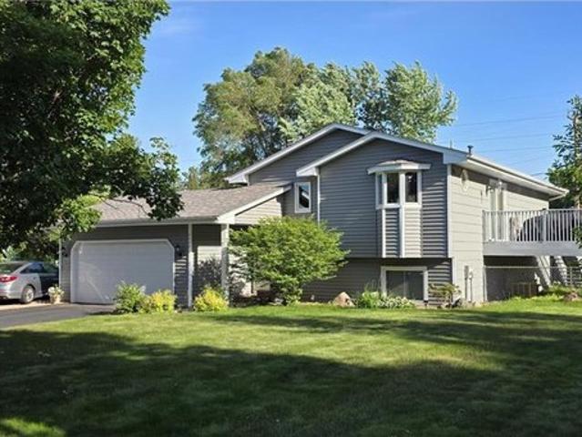 4444 st Ln NE, Blaine, MN 55434