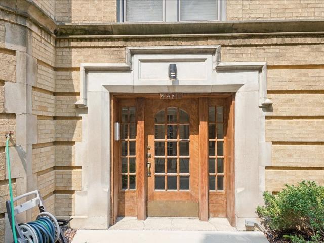 4446 N Wolcott Avenue # 2B