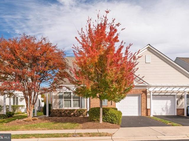 44472 Oakmont Manor Sq, Ashburn, VA 20147