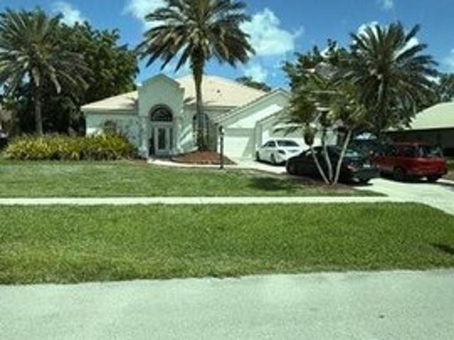 4447 Hunting Trl, Lake Worth, FL 33467