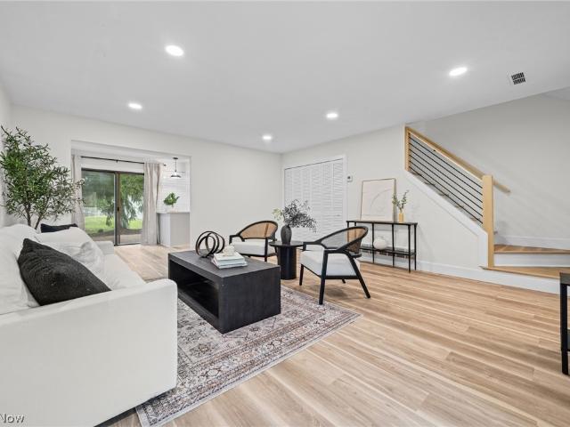 4449 Cushing Lane