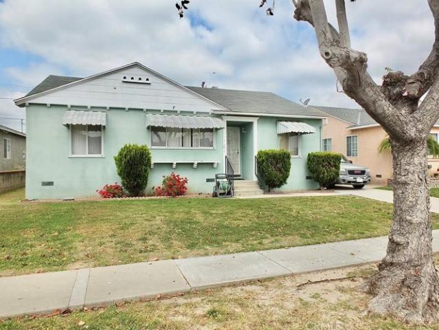 4449 Deeboyar Ave, Lakewood, CA 90712