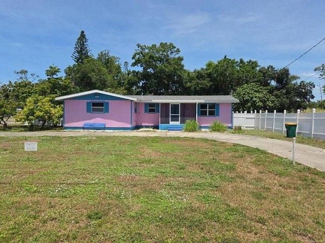 4449 Parmely St, Punta Gorda, FL 33980