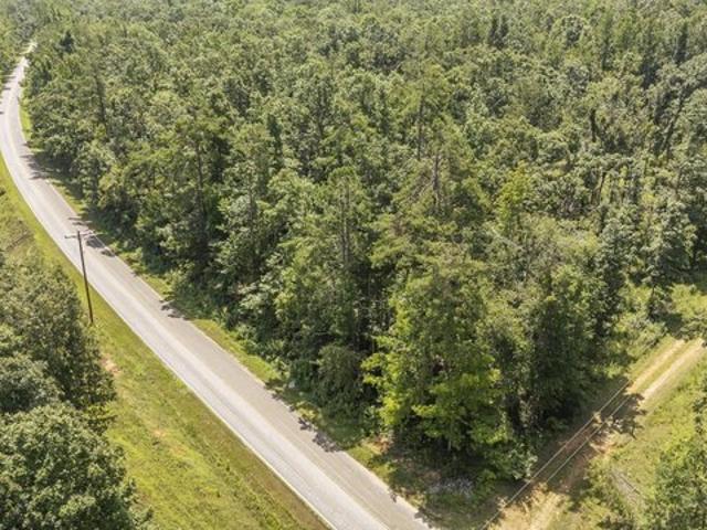 4440 Pyburns Dr, Savannah, TN 38372