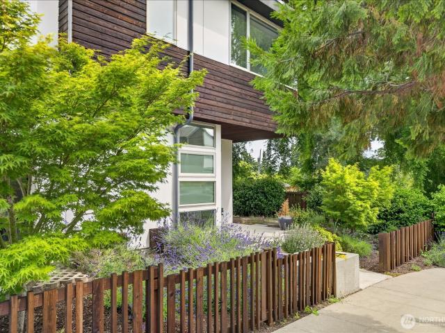 4440 Renton Avenue S