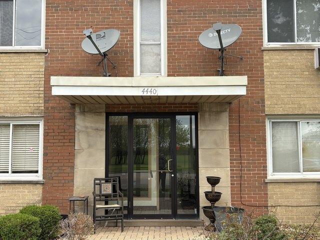 4440 W 111th St Apt 16, Oak Lawn, IL 60453