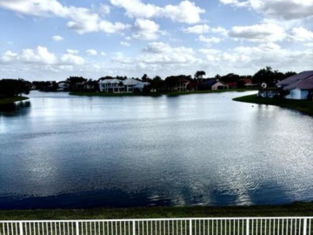 4440 Woodfield Blvd, Boca Raton, FL 33434