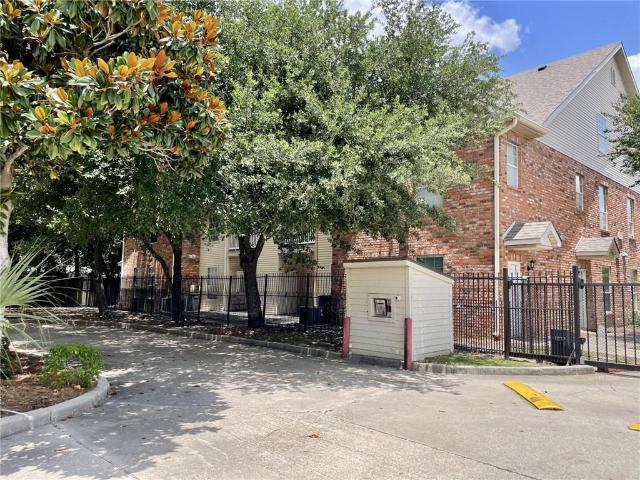 4441 Burbank Drive # 201