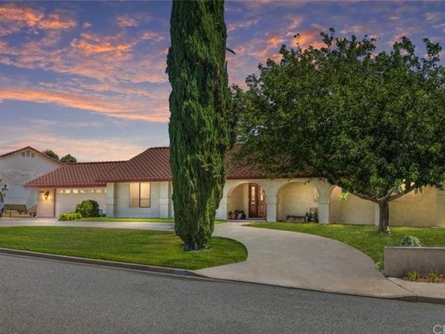 4442 Mockingbird Ln, Banning, CA 92220