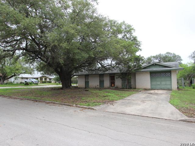 4442 Desert View