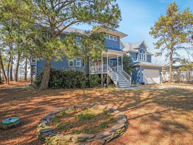 4443 Shady Ln
