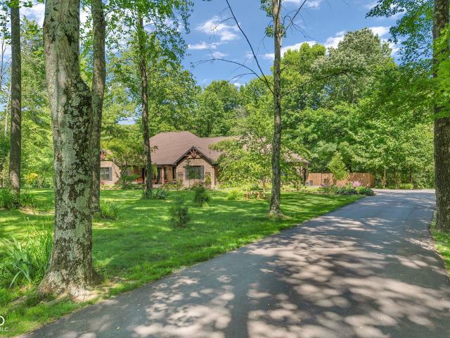 4443 Tulip Drive N