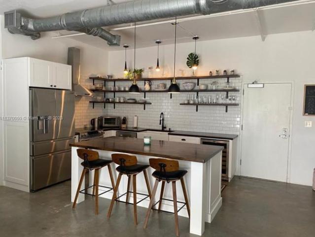 444 30th St NE #402, Miami, FL 33137