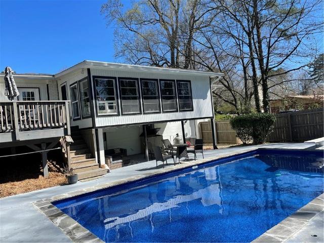 444 Concord Woods Drive SE