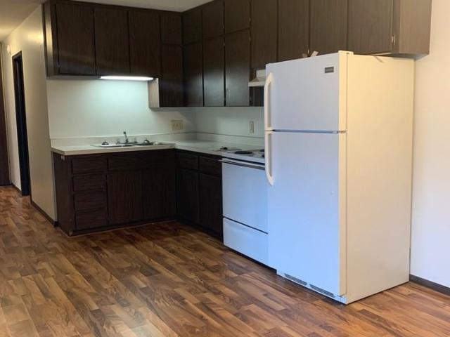 444 Apartments 1 Bedroom Apartment for Rent at 444 33rd Ave N, St. Cloud, MN 56303 West End