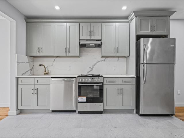 444 Graham Avenue 4L