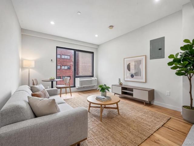 444 Graham Avenue 5F