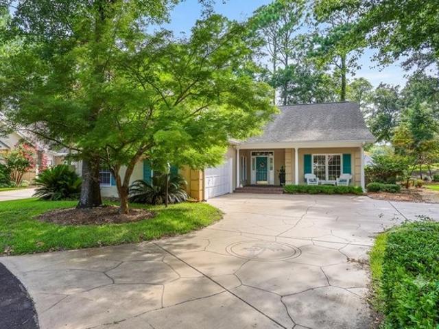 444 Dornoch Dr, Pawleys Island, SC 29585