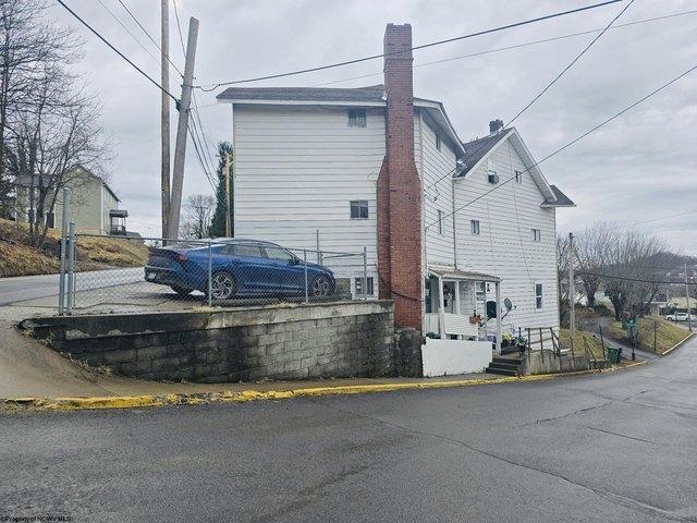 444 Dorsey Ave, Morgantown, WV 26501