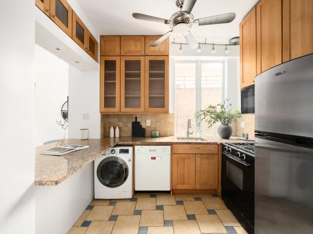 444 E 58TH Street 5C