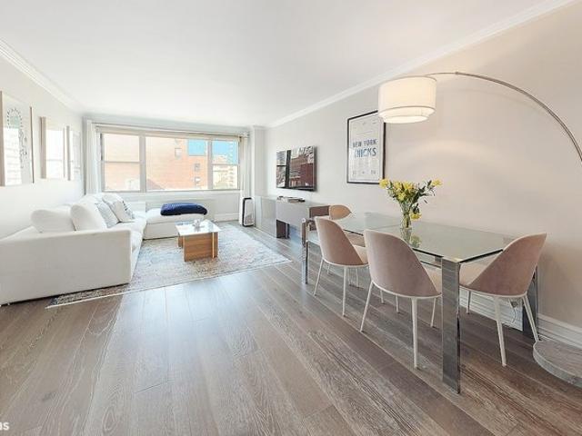 444 E 75th St Apt 9C, Manhattan, NY 10021