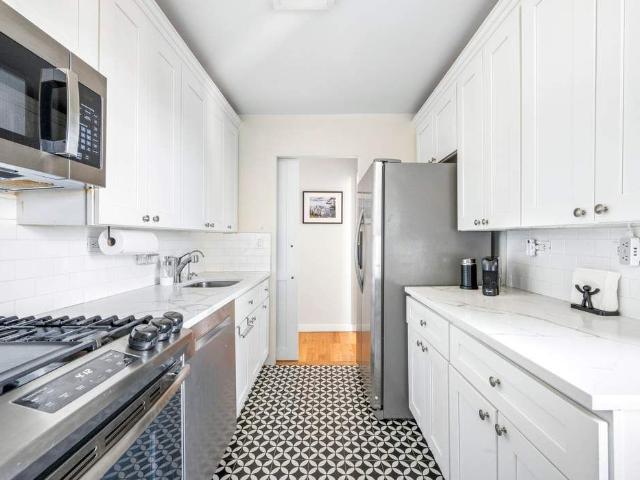 444 E 86th Street 27F