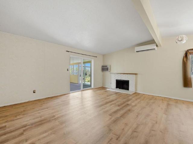 444 E Oxford Street