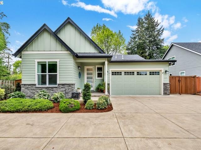 444 Emily Ln, Eugene, OR 97404