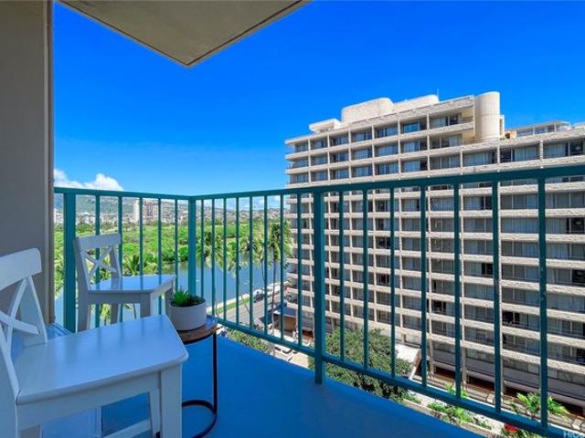 444 Kanekapolei St Unit 810, Honolulu, HI 96815