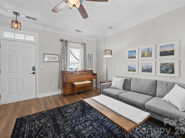 444 Hurston Circle