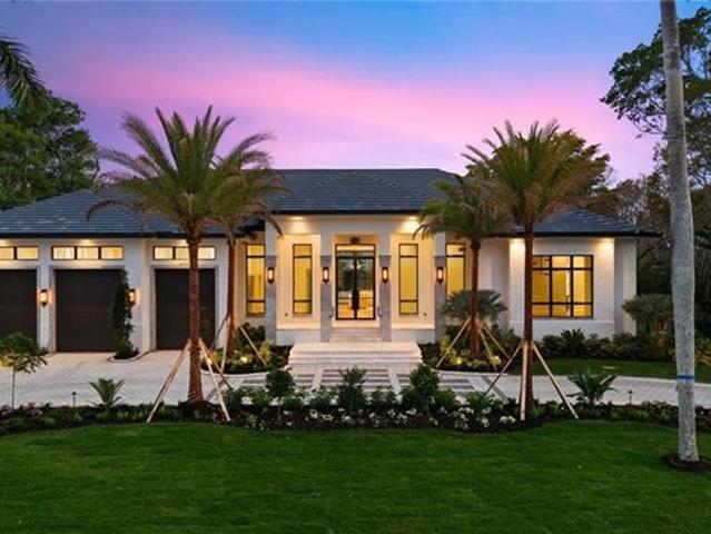 444 Orchid Dr, Naples, FL 34102