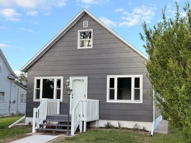 444 N 10th St, Loup City, NE 68853