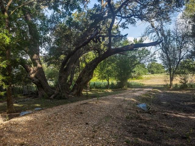 444 N Nassau Rd, Round Top, TX 78954