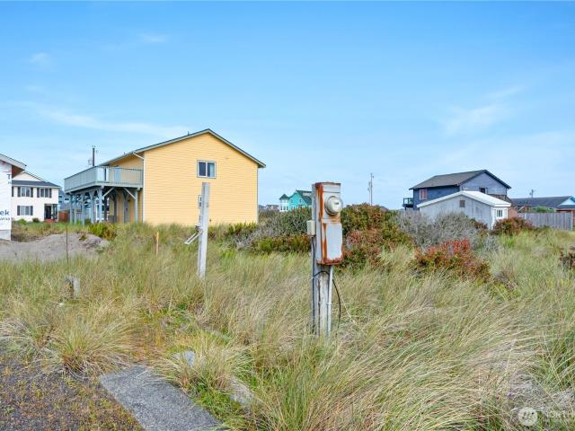 444 N Portal Loop SW