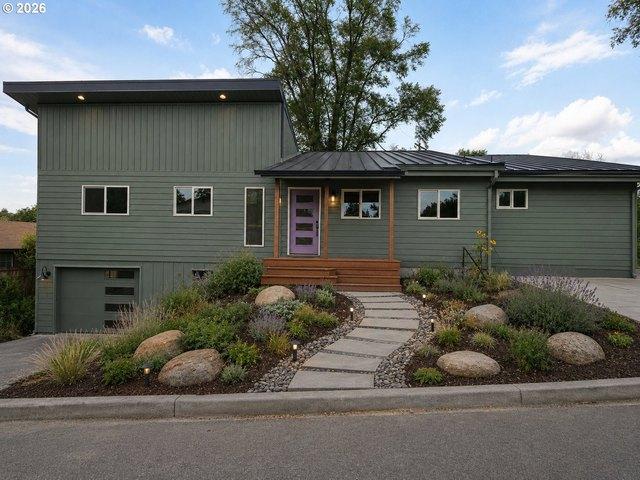 444 NE Cedar St, Madras, OR 97741