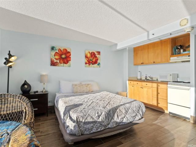 444 Niu St, Unit 3405, Honolulu, HI 96815 | MLS #202601 | Compass