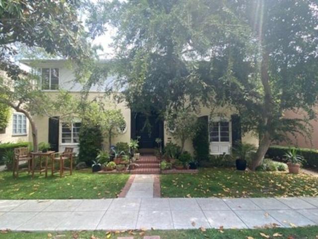 444 Smithwood Dr, Beverly Hills, CA 90212