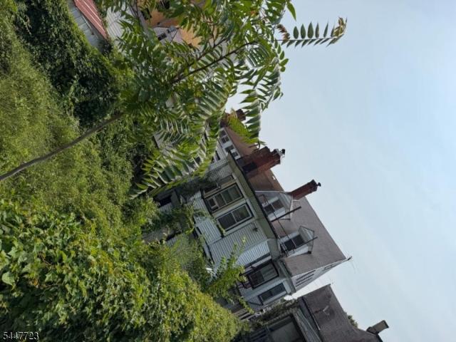 444 Summer Ave