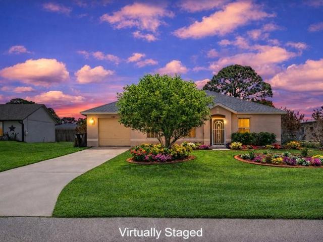 444 SW Exmore Ave, Port Saint Lucie, FL 34983