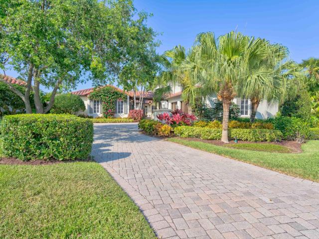 444 Red Hawk Dr, Jupiter, FL 33477 | MLS #R11115 | Compass