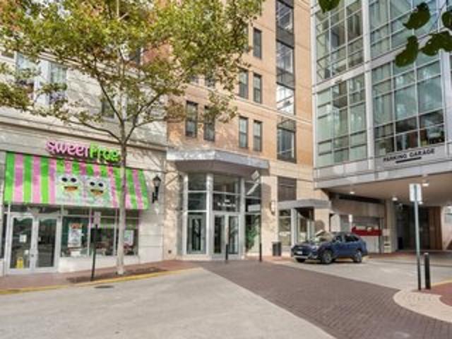 444 W Broad St Unit 229, Falls Church, VA 22046