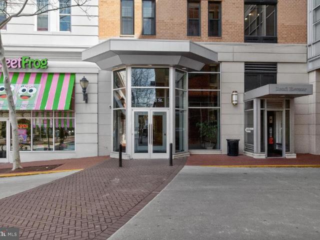 444 W Broad Street W # 204