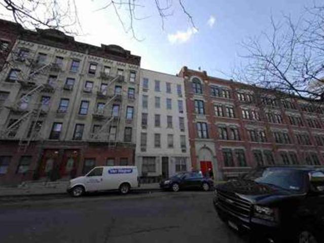 444 West 52nd Street: 2 bd 1 ba
