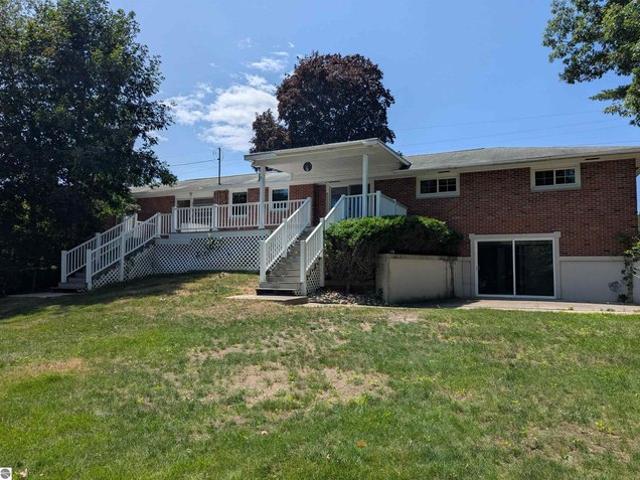 444 Wilber Rd, Tawas City, MI 48763