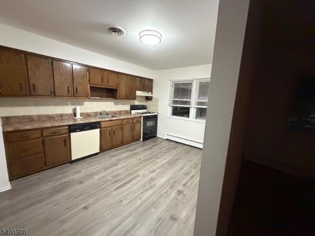 444 Willow Ave