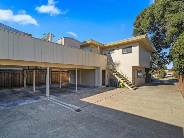 444 Villa Terrace