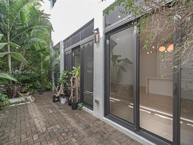 4454 NW 80th St, Doral, FL 33166 | MLS #A11968
