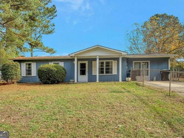 4454 Craig Dr, Ellenwood, GA 30294